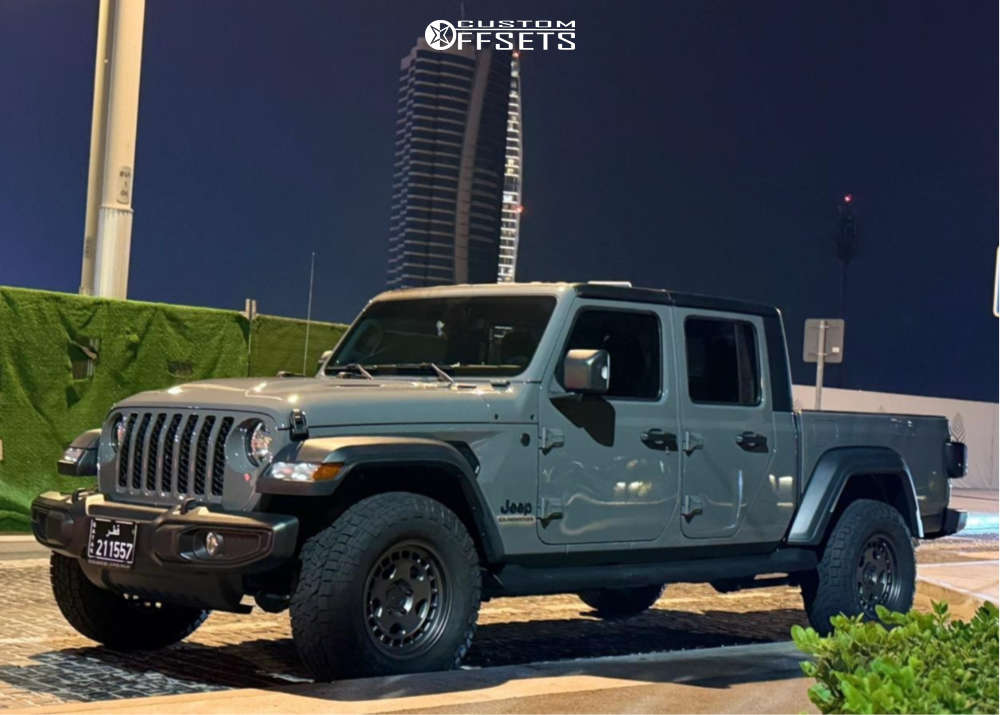 2023 Jeep Gladiator with 17x8.5 0 Fifteen52 Offroad Turbomac Hd Classic ...