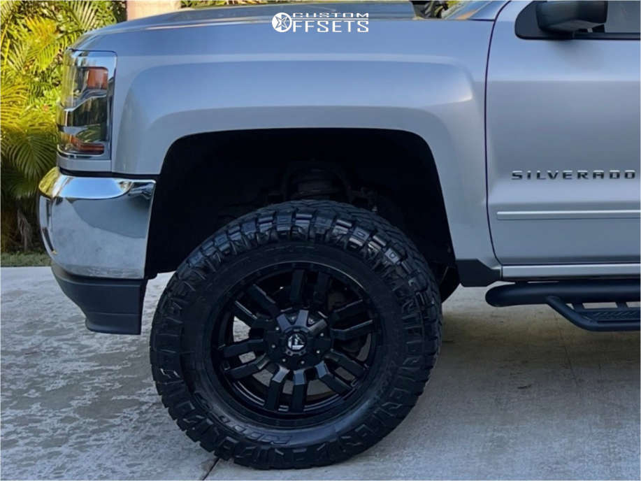 2017 Chevrolet Silverado 1500 with 20x9 20 Fuel Sledge and 35/12.5R20 ...
