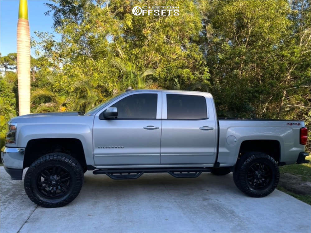 2017 Chevrolet Silverado 1500 with 20x9 20 Fuel Sledge and 35/12.5R20 ...