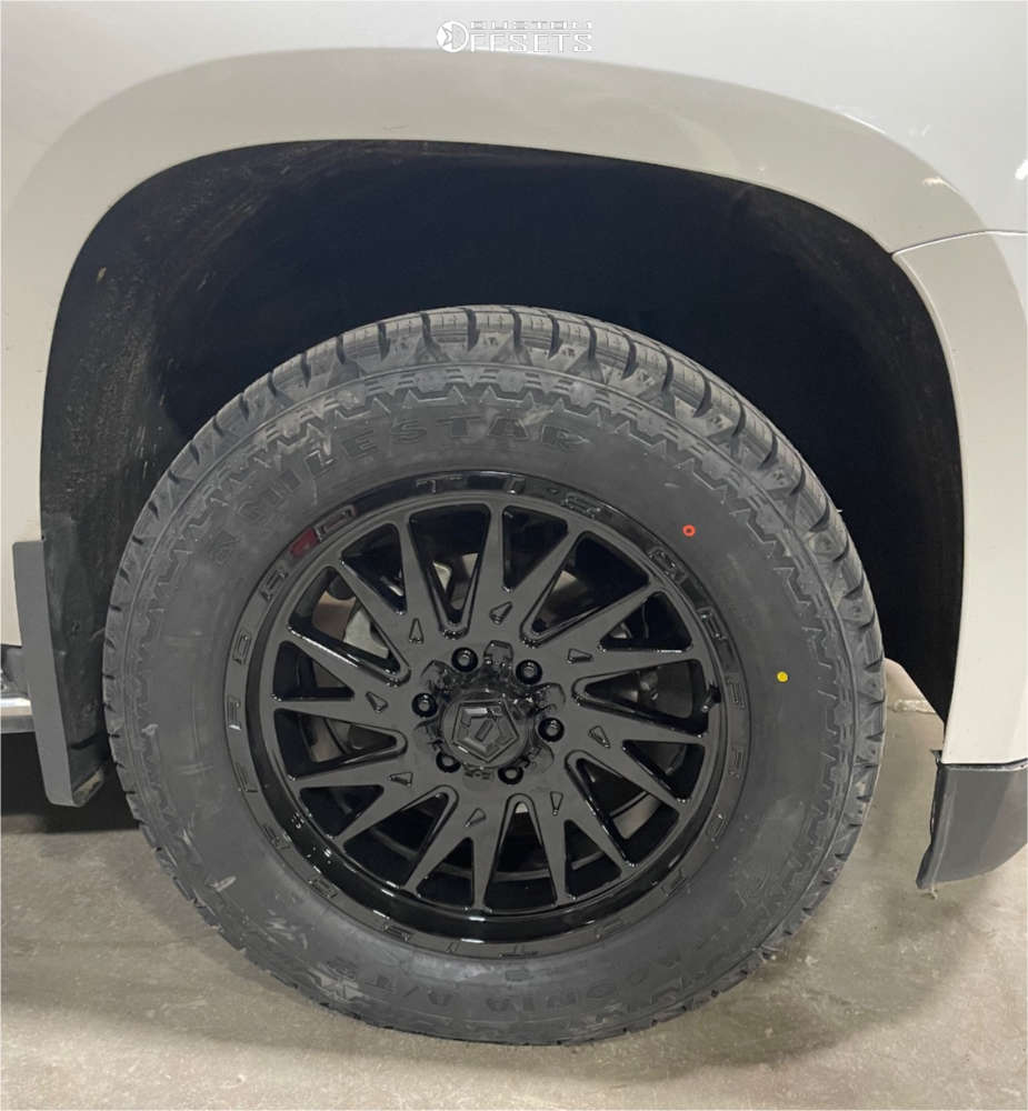2017 GMC Yukon XL with 20x9 18 TIS 547b and 33/12.5R20 Milestar ...
