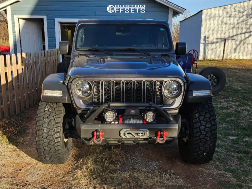 2024 Jeep Gladiator with 17x9 -12 Dirty Life Enigma Pro and 35/12.5R17 ...