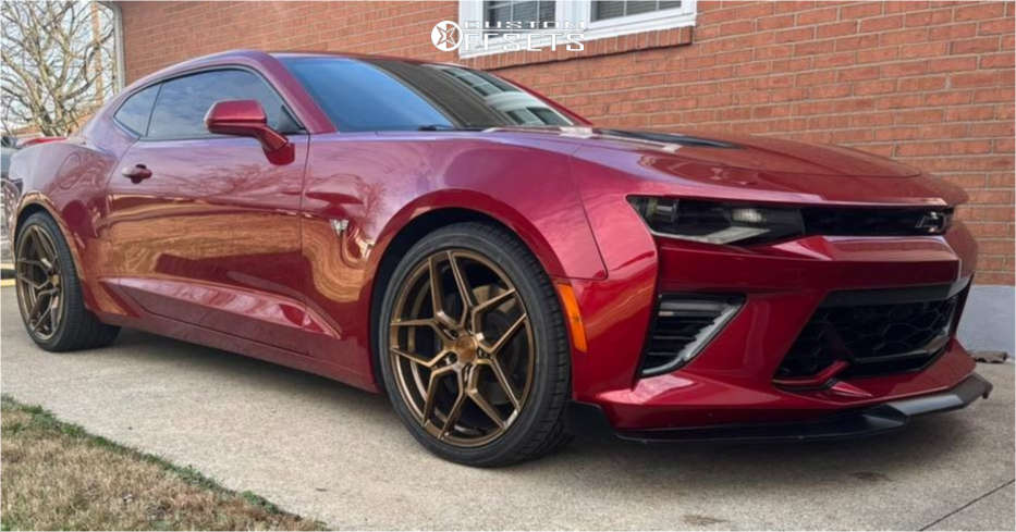 2017 Chevrolet Camaro with 20x9 20 Rohana Rfx11 and 265/35R20 Lexani Lx ...