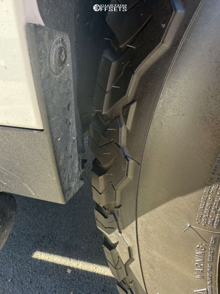 2022 Chevrolet Tahoe with 20x10 -18 Lock Offroad Wheels Commando and ...