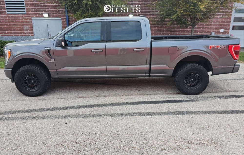 2021 Ford F-150 with 18x9 0 Method MR318 and 33/12.5R18 Yokohama ...