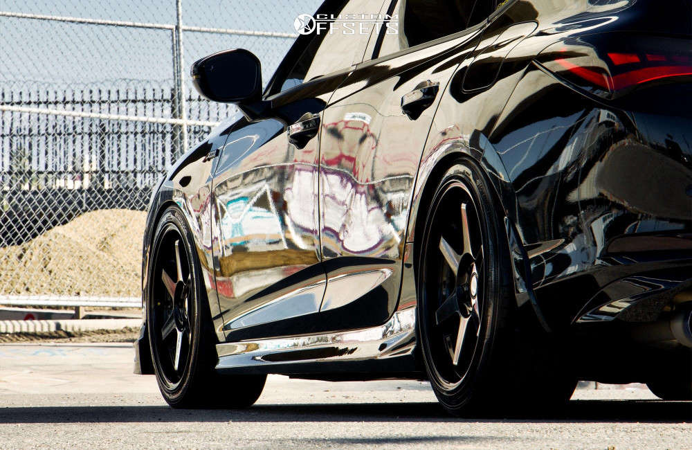 2025 Acura TLX with 18x9 35 Vors Tr37 and 235/40R18 Hankook Ventus ...