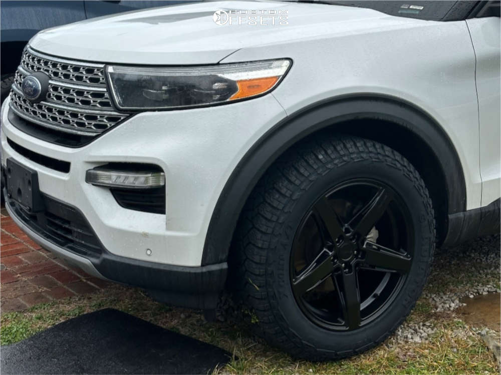 2021 Ford Explorer with 20x9.5 22 Niche Teramo and 285/55R20 Gladiator ...