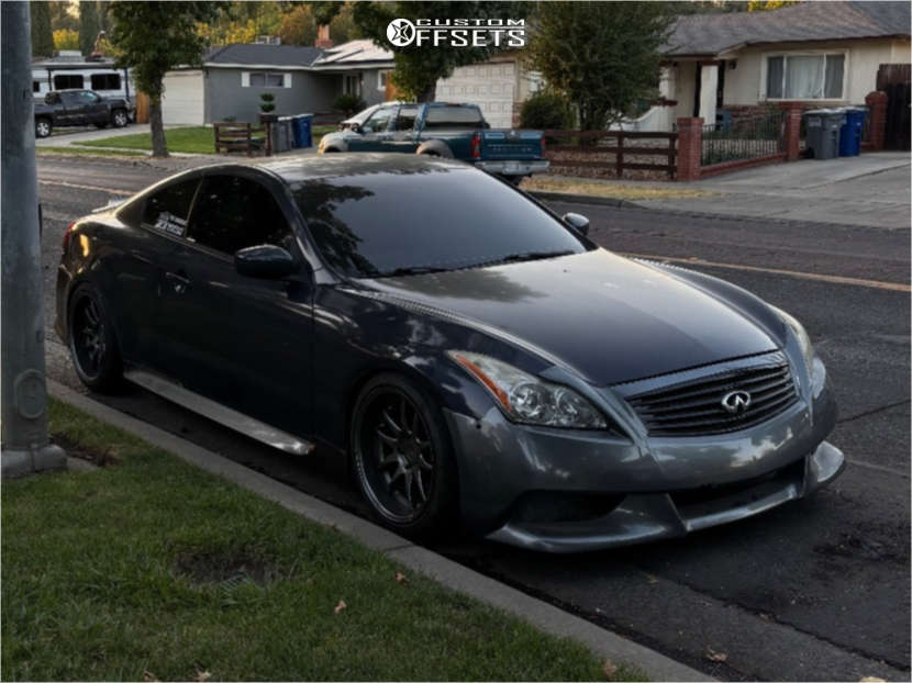2008 INFINITI G37 with 18x10.5 22 Aodhan DS02 and 255/40R18 Lexani Lx ...