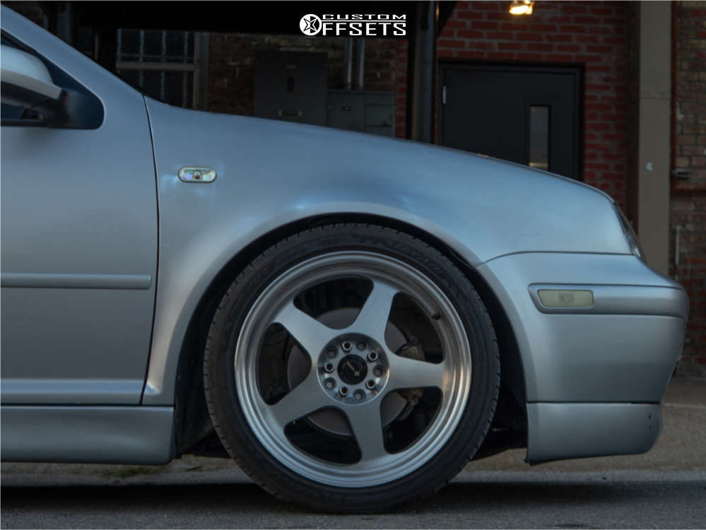 2005 Volkswagen Golf with 18x8 35 Vors Sp1 and 215/40R18 Lexani Lxuhp ...