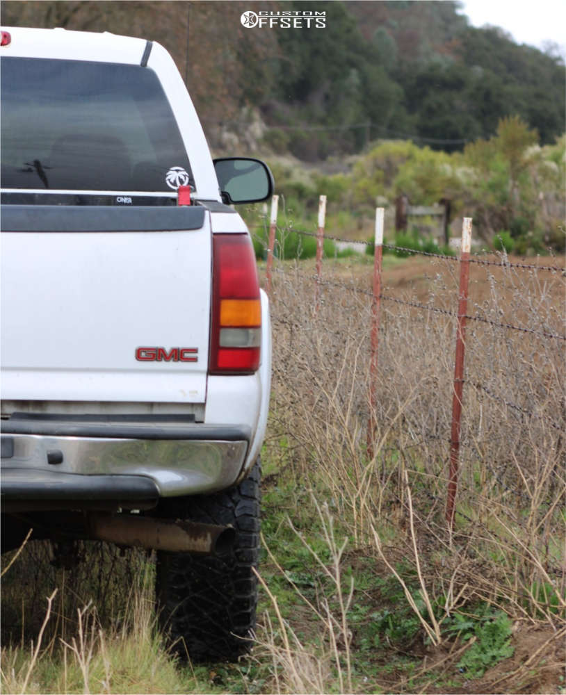 2002 GMC Sierra 2500 HD with 16x6.5 28 OE Performance 156 and 315/75R16 ...