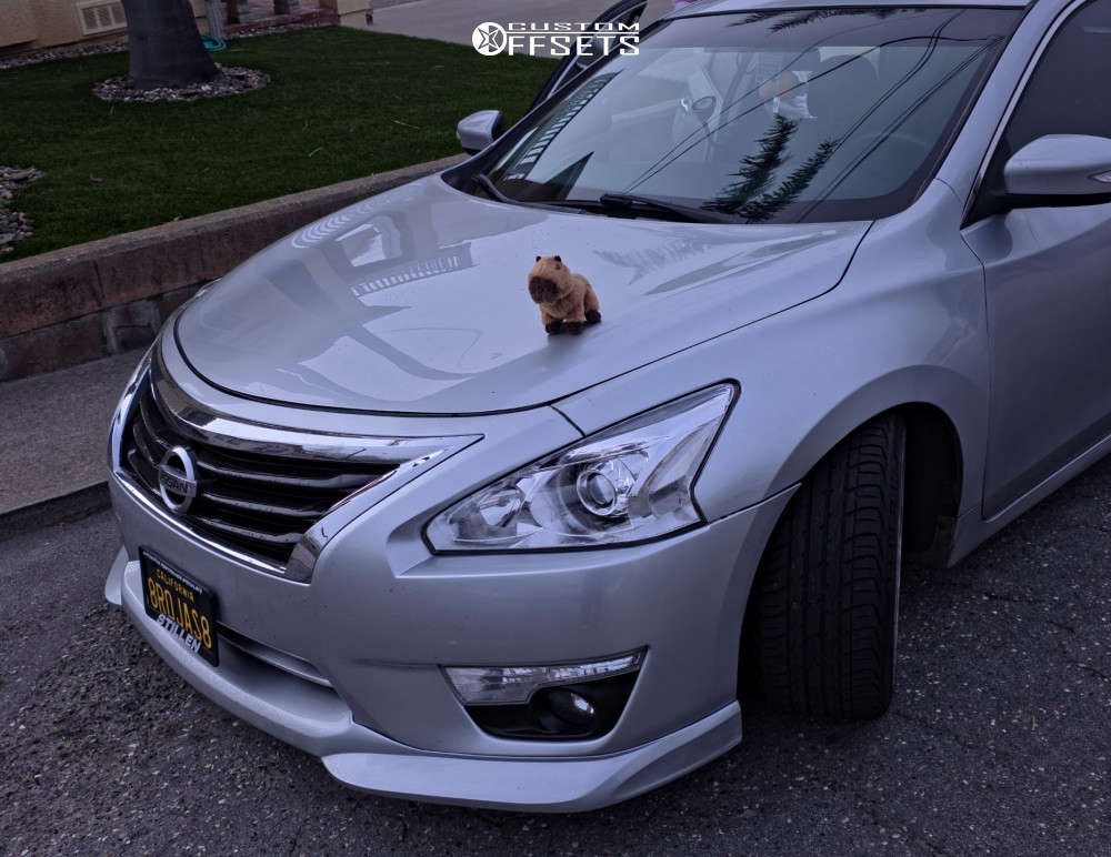 2015 Nissan Altima with 19x8.5 35 Vors Vr8 and 235/40R19 Zenna Argus ...