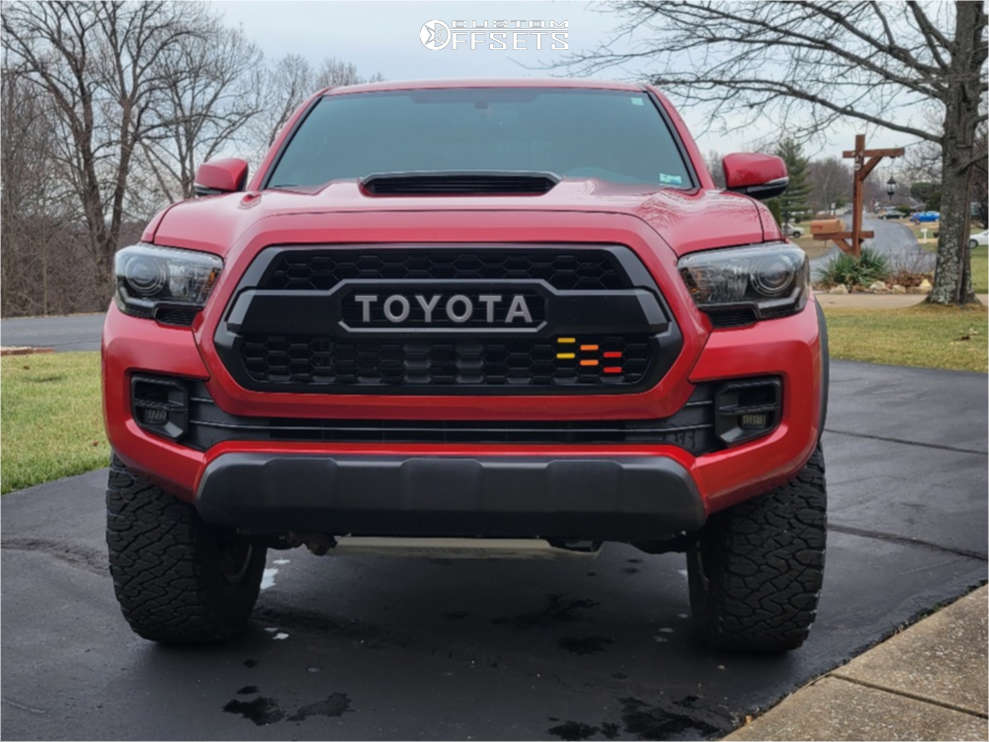 2017 Toyota Tacoma with 17x8.5 0 Method Mr701 and 285/70R17 BFGoodrich ...