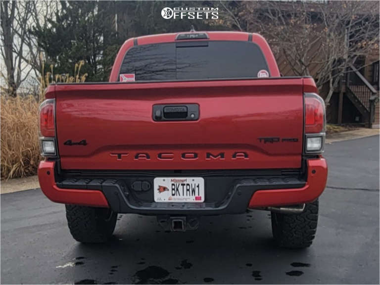 2017 Toyota Tacoma with 17x8.5 0 Method Mr701 and 285/70R17 BFGoodrich ...