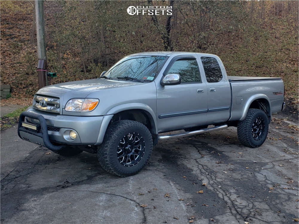 2006 Toyota Tundra with 18x9 12 Ultra Hunter and 33/12.5R18 Atturo ...