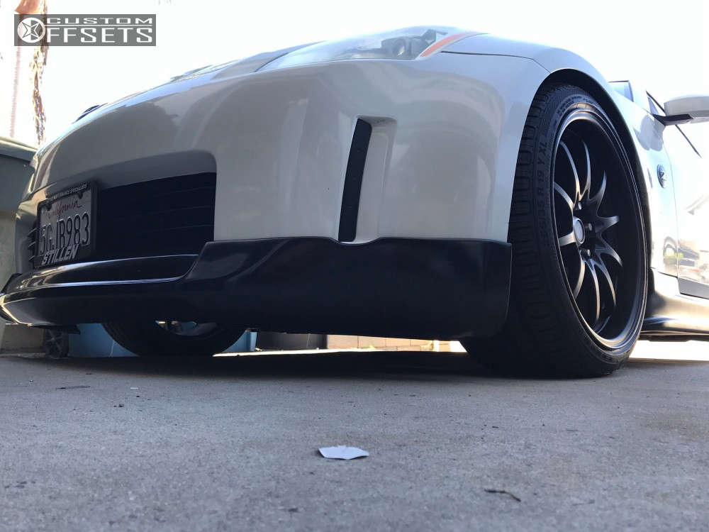 2004 Nissan 350Z with 19x9.5 22 Volk Ce28n and 255/40R19 Barum and ...