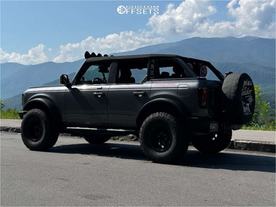 2021 Ford Bronco with 17x9 0 Lock Offroad Wheels 50cal and 315/75R17 ...