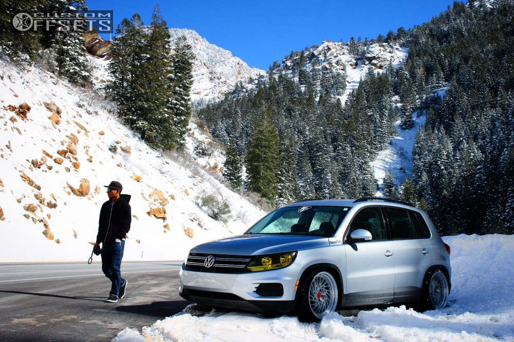 2017 Volkswagen Tiguan with 19x9.5 15 Infinitewerks and 225/35R19 ...