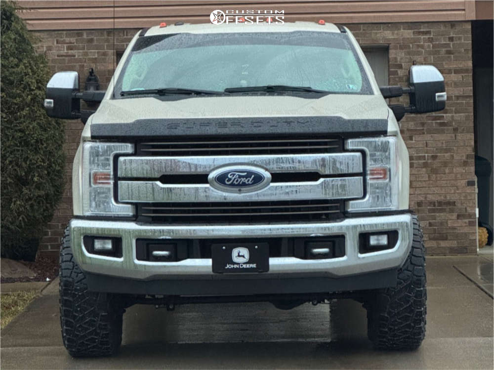 2017 Ford F-250 Super Duty with 17x8.5 0 Method Mr315 and 35/12.5R17 ...