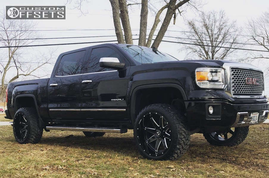 2014 GMC Sierra 1500 with 22x12 -44 Hostile Alpha and 33/12.5R22 Comforser CF3000 and Leveling ...