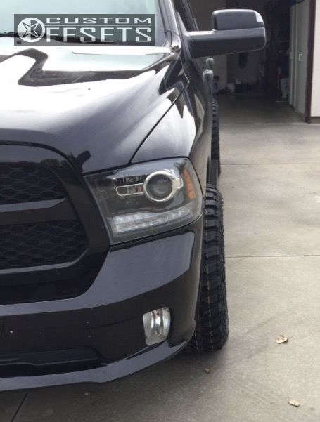 2014 Ram 1500 with 17x9 -13 Tuff T10 and 33/12.5R17 Kanati Mud Hog and ...
