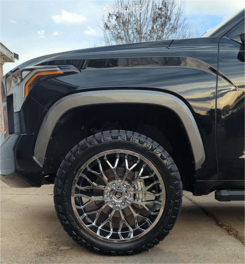 2023 Toyota Tundra with 22x10 -19 TIS 565c and 33/12.5R22 Nitto Ridge ...