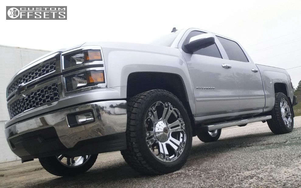 2015 Chevrolet Silverado 1500 with 22x9.5 18 XD Monster and 285/50R22 ...