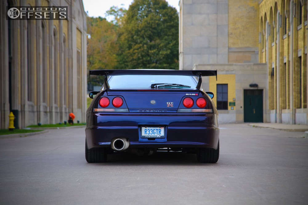 1996 Nissan Skyline R33 with 18x9.5 12 Volk GT-C and 255/35R18 Dunlop ...
