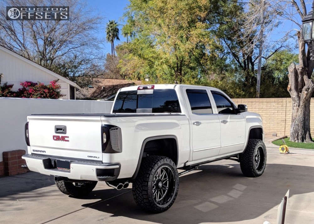 2018 GMC Sierra 1500 with 22x10 -25 Hostile Blaze and 35/12.5R22 Nitto ...
