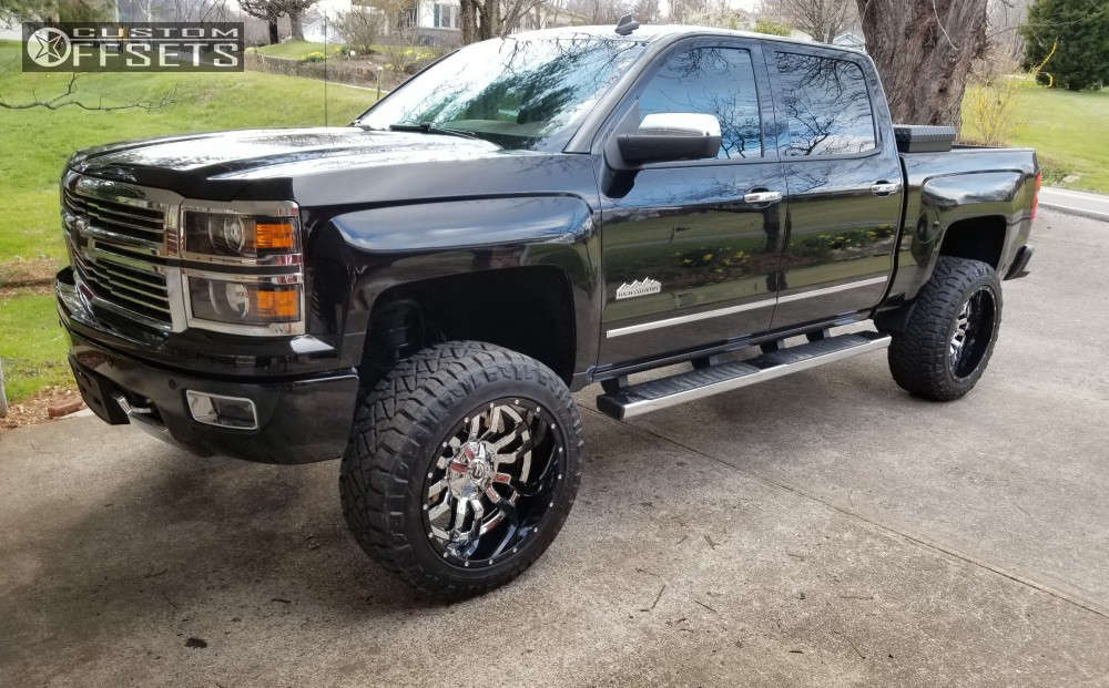 2014 Chevrolet Silverado 1500 with 22x12 -44 Fuel Sledge and 35/12.5R22 ...