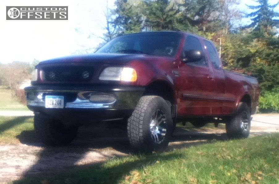 1997 Ford F-150 with 17x9 -12 Axe Offroad 79 and 285/70R17 Nitto Terra ...