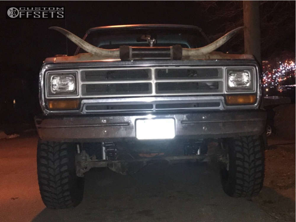 1988 Dodge W150 with 20x12 -44 XF Offroad Xf-207 and 35/12.5R20 AMP Mud ...