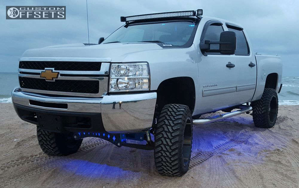 2013 Chevrolet Silverado 1500 with 22x11 -24 KX Cp34 and 35/12.5R22 ...