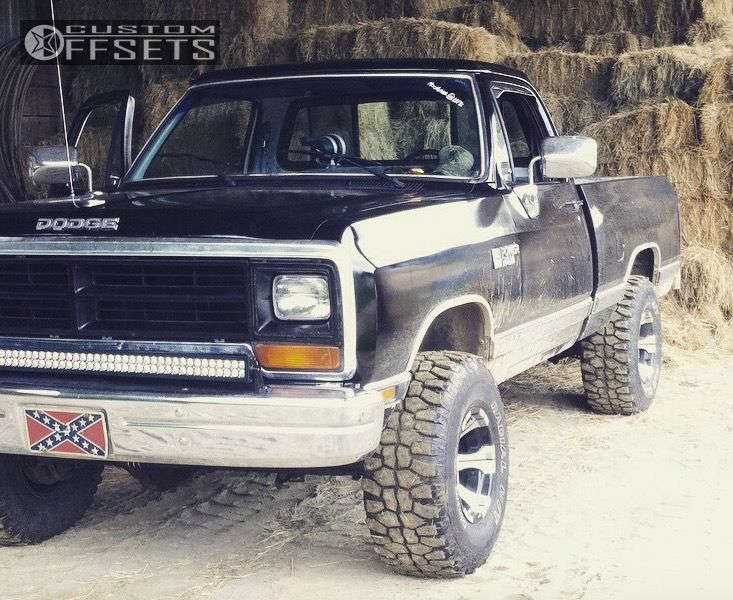 1988 Dodge W100 with 15x10 -47 Dick Cepek Dc-2 and 33/12.5R15 Mud Claw ...