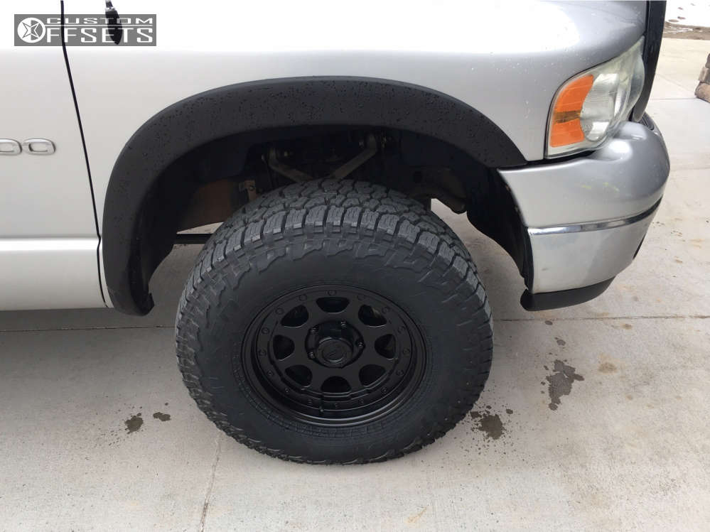 2005 Dodge Ram 1500 with 17x8.5 -6 Pacer Nighthawk and 285/70R17 Falken ...