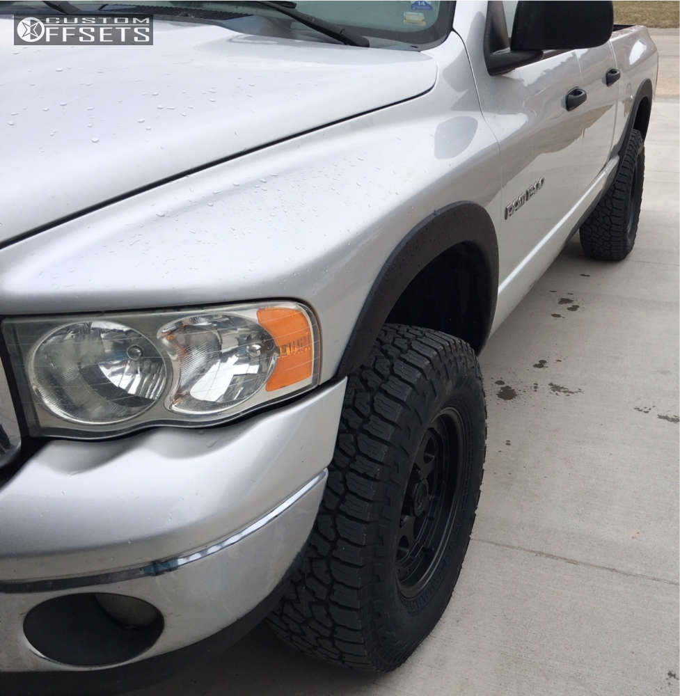 2005 Dodge Ram 1500 with 17x8.5 -6 Pacer Nighthawk and 285/70R17 Falken ...