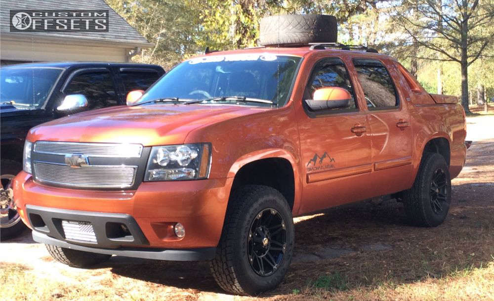 2007 Chevrolet Avalanche with 18x9 -12 Mayhem Missile and 265/70R18 ...