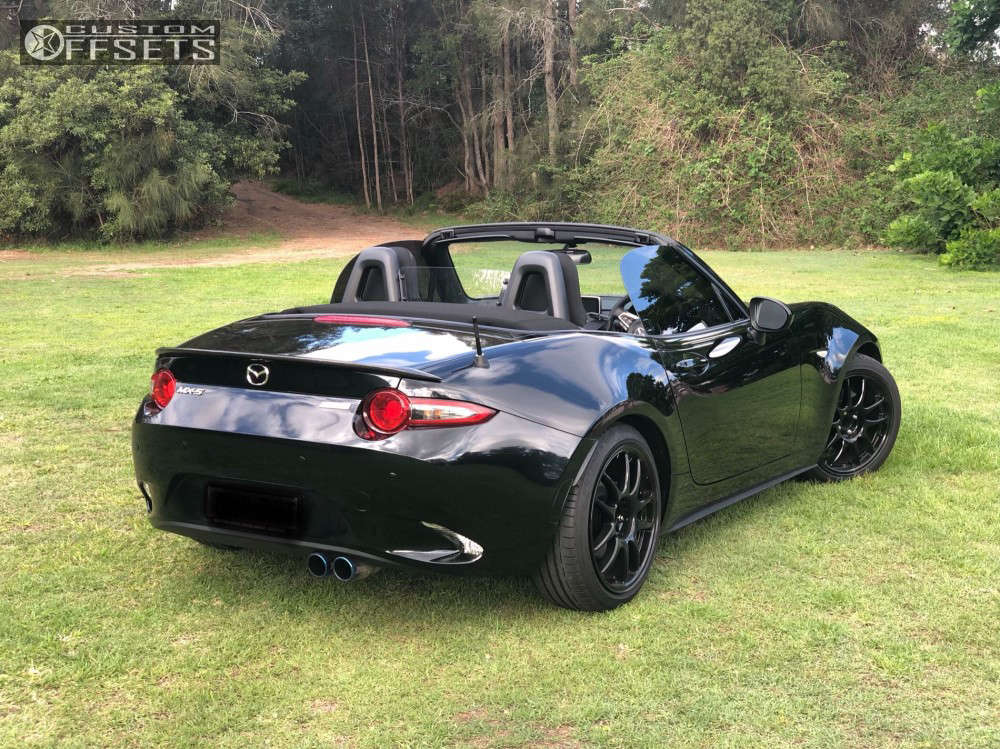 2017 Mazda MX-5 Miata with 18x7 47 Work Emotion and 205/40R18 ...