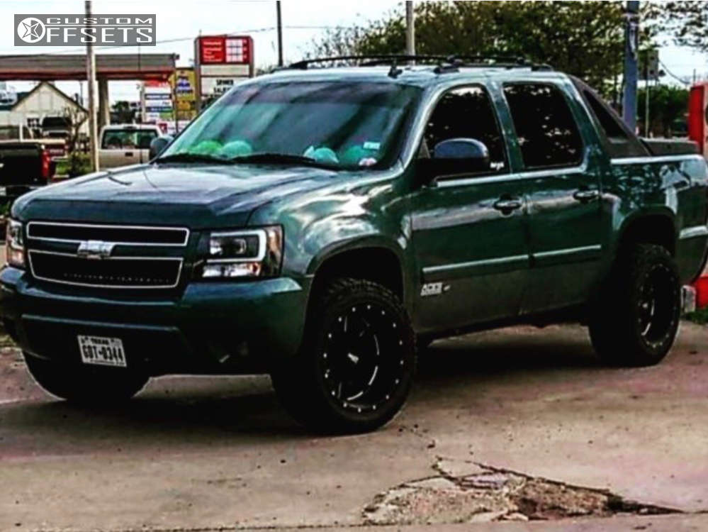 2008 Chevrolet Avalanche with 20x12 -44 Moto Metal Mo962 and 305/50R20 ...