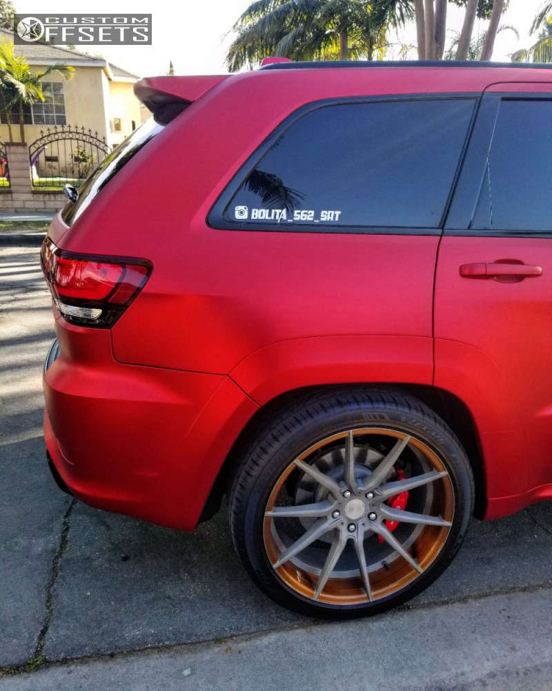 2014 Jeep Grand Cherokee with 22x10.5 15 Avant Garde M652 and 305/35R22 ...