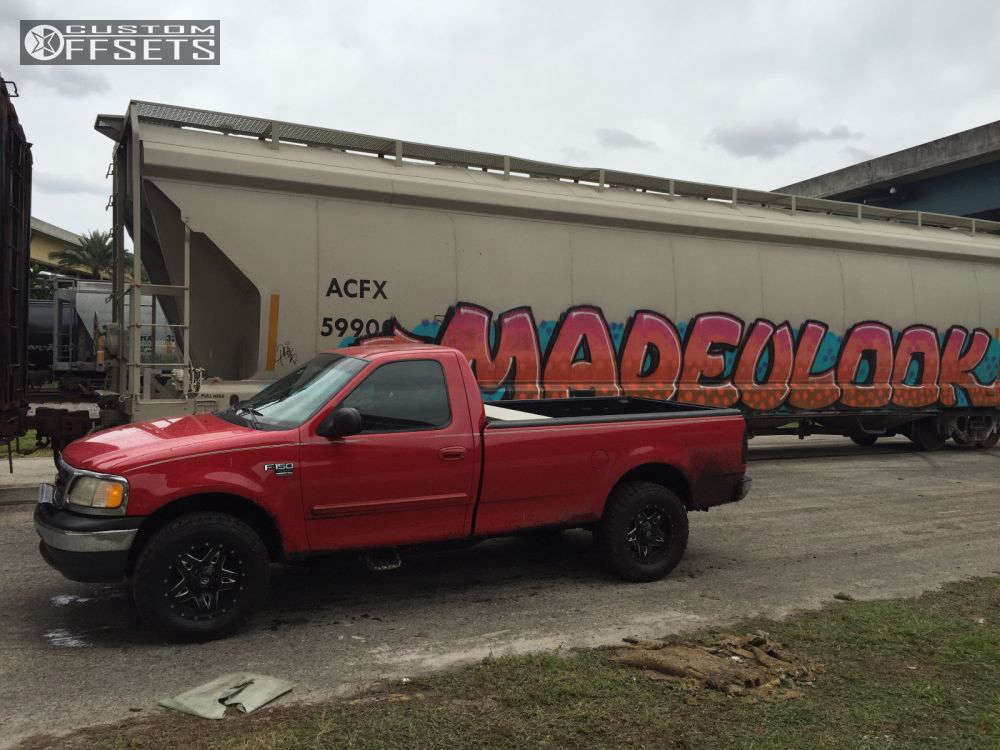 2000 Ford F-150 with 18x9 -12 Fuel Full Blown and 285/60R18 Falken ...