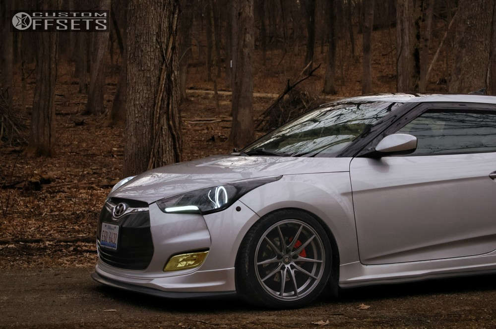 2012 Hyundai Veloster with 18x8 45 Konig Oversteer and 225/40R18 ...