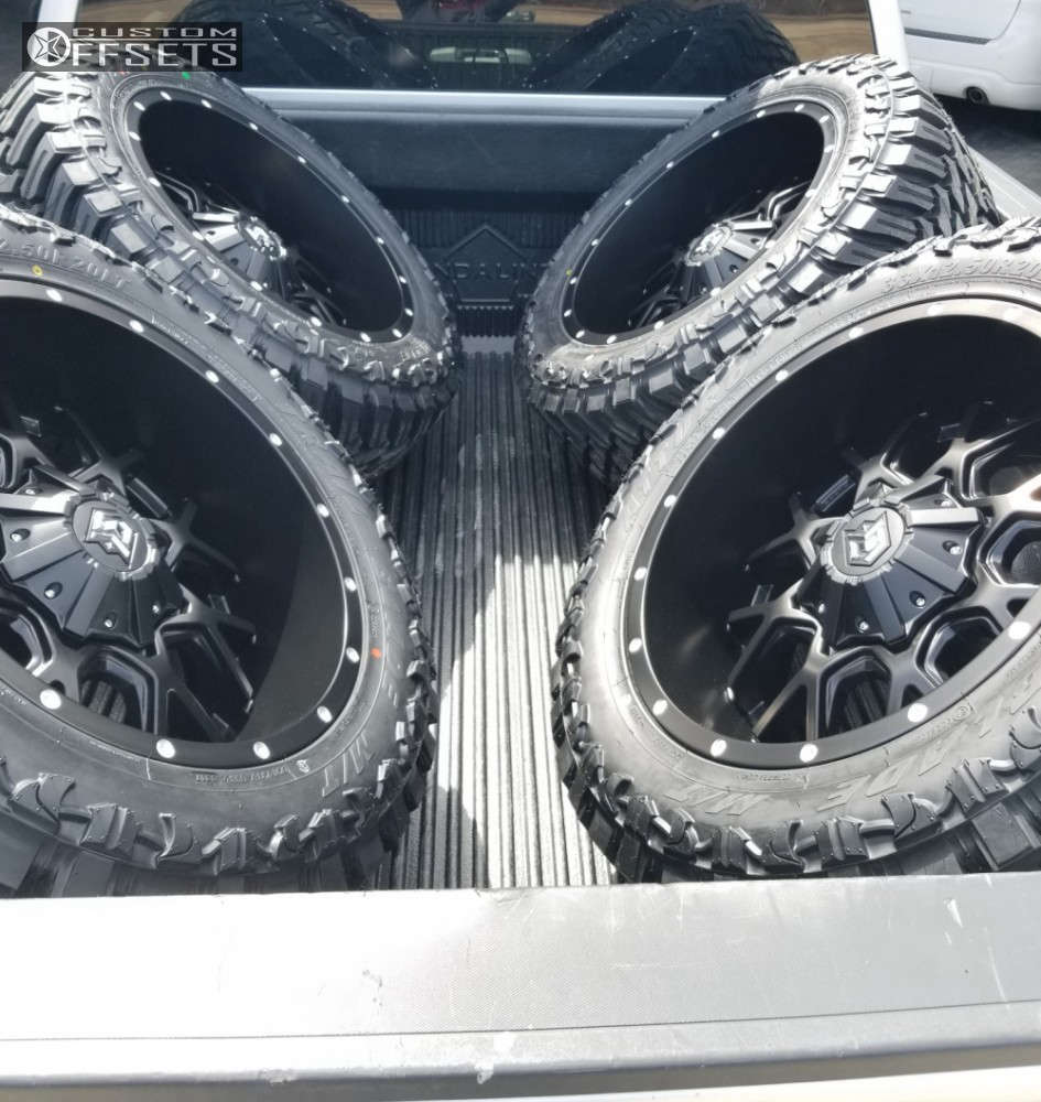 2014 Chevrolet Silverado 1500 with 20x10 -19 Dropstars 645b and 33/12 ...