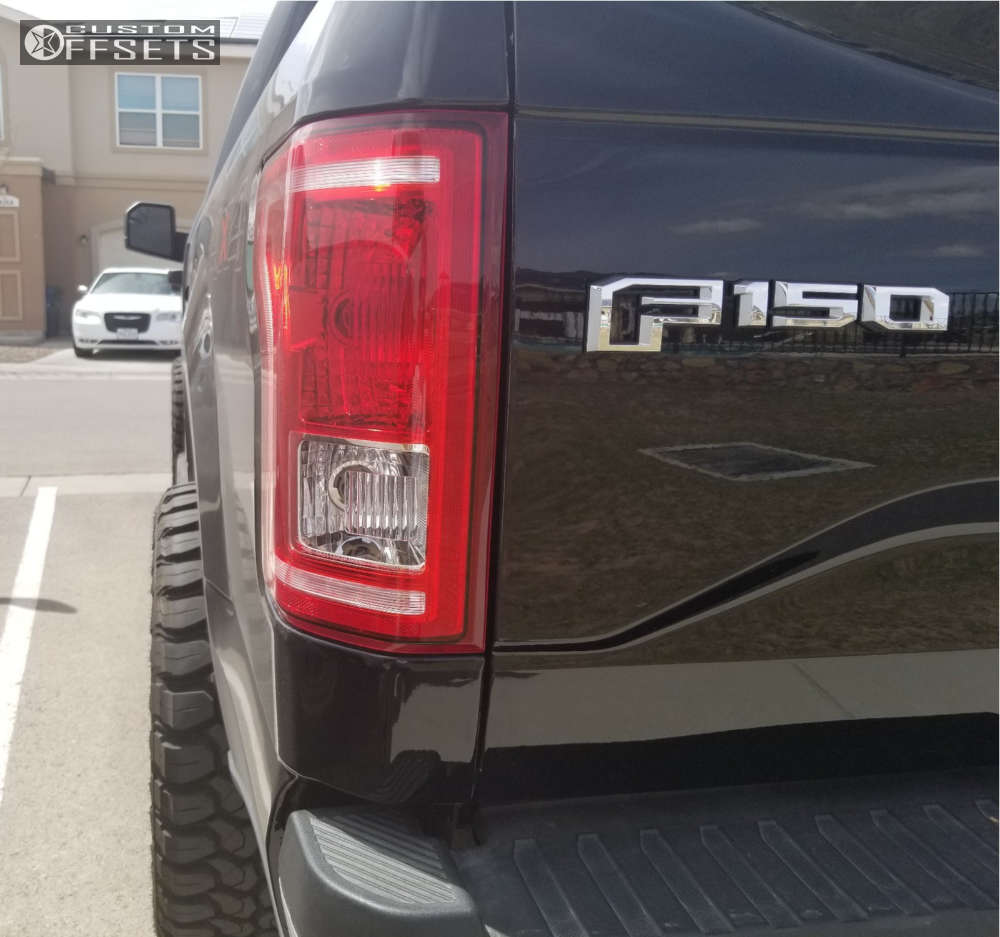 2017 Ford F-150 with 20x9 -12 Red Dirt Road Rd06 and 33/12.5R20 ...