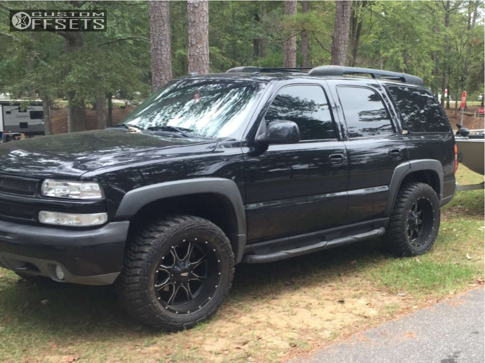 2003 Chevrolet Tahoe with 20x10 -24 Moto Metal Mo970 and 33/12.5R20 ...