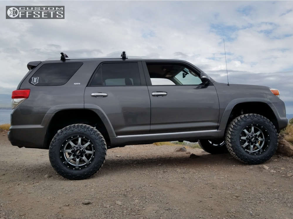 2012 Toyota 4Runner with 18x10 -24 Moto Metal Mo970 and 285/65R18 Nitto ...