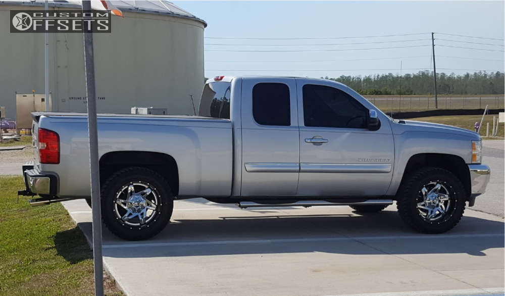 2013 Chevrolet Silverado 1500 with 20x10 -18 Fuel Rocker and 33/12.5R20 ...
