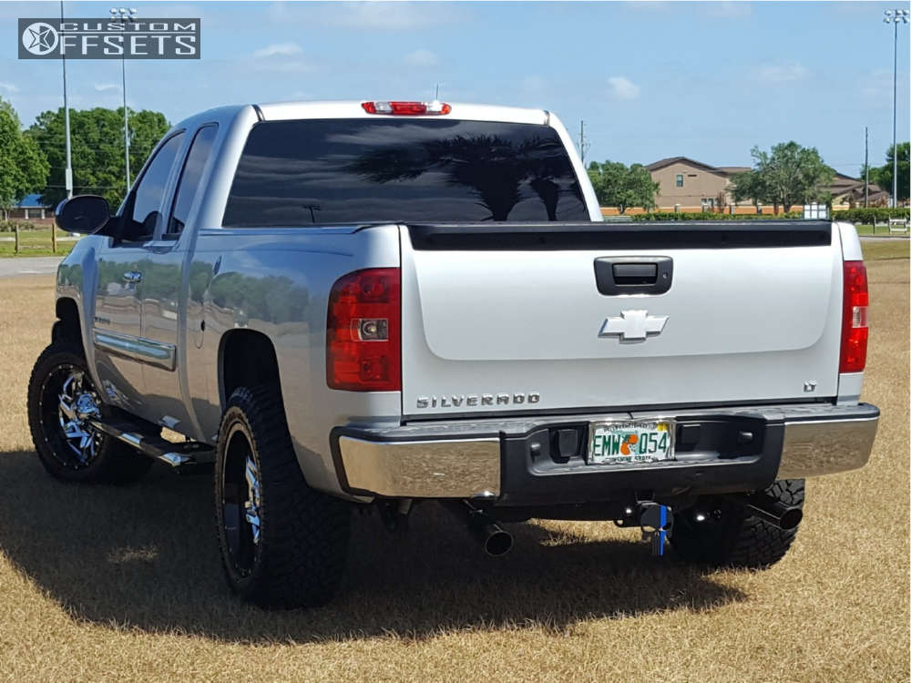 2013 Chevrolet Silverado 1500 with 20x10 -18 Fuel Rocker and 33/12.5R20 ...