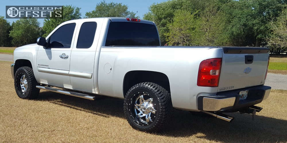 2013 Chevrolet Silverado 1500 with 20x10 -18 Fuel Rocker and 33/12.5R20 ...