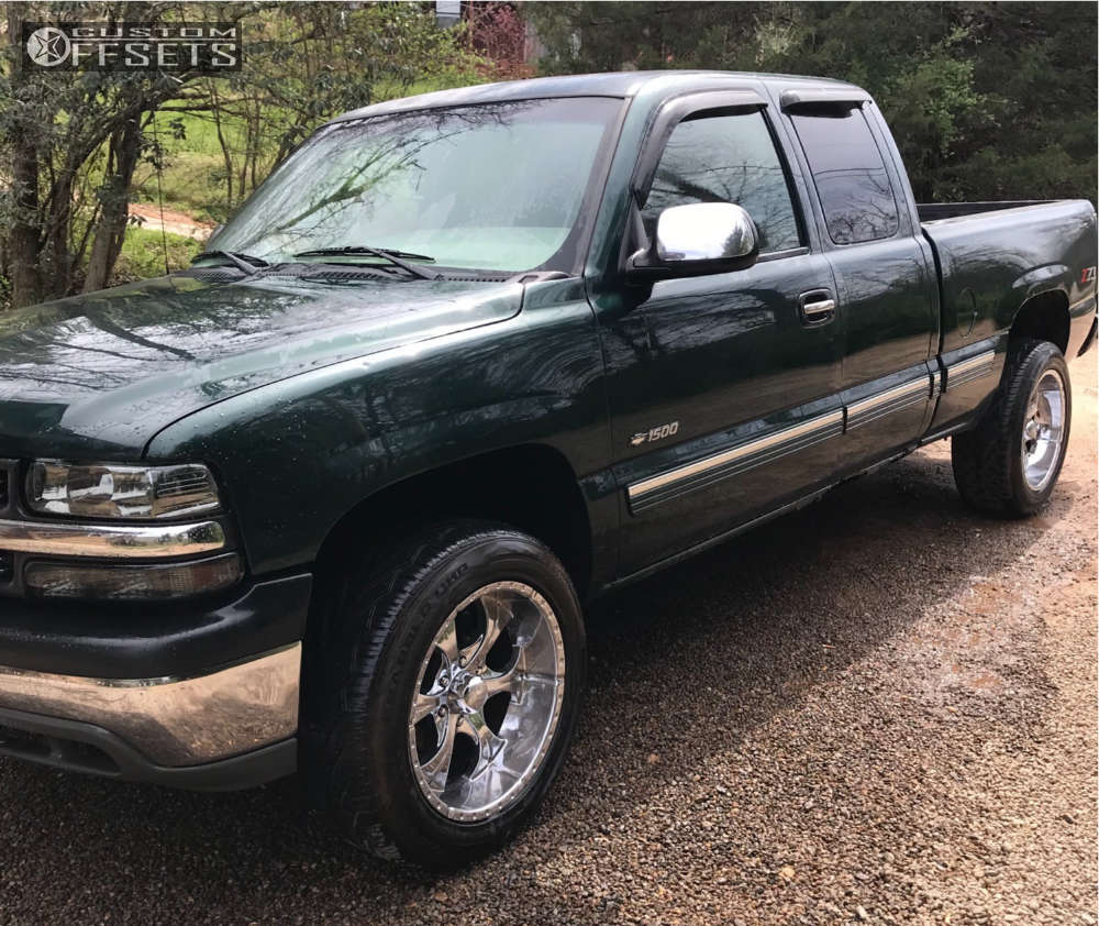 2001 Chevrolet Silverado 1500 with 20x10 -12 Helo He791 and 275/55R20 ...