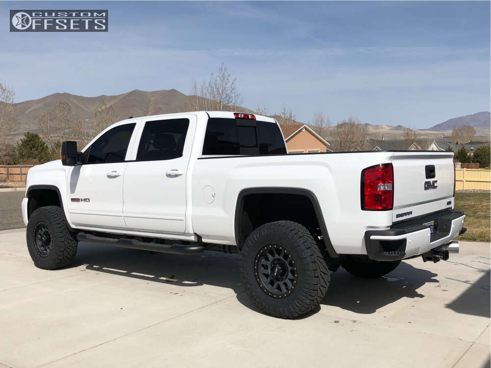 2018 GMC Sierra 2500 HD with 18x9 18 Method Grid and 35/12.5R18 Nitto ...