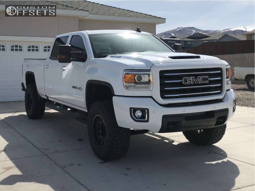 2018 GMC Sierra 2500 HD with 18x9 18 Method Grid and 35/12.5R18 Nitto ...